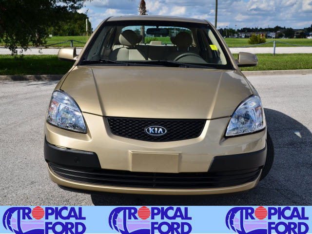 kia rio 2009 gold sedan lx gasoline 4 cylinders front wheel drive ...