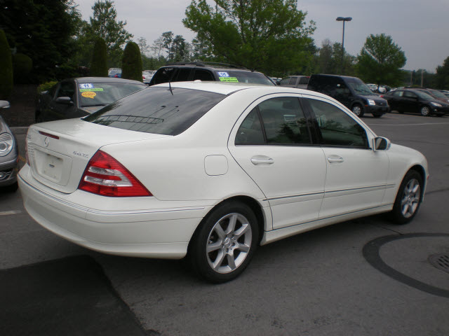 mercedes benz c350 2007 white sedan 4matic gasoline 6 cylinders all ...