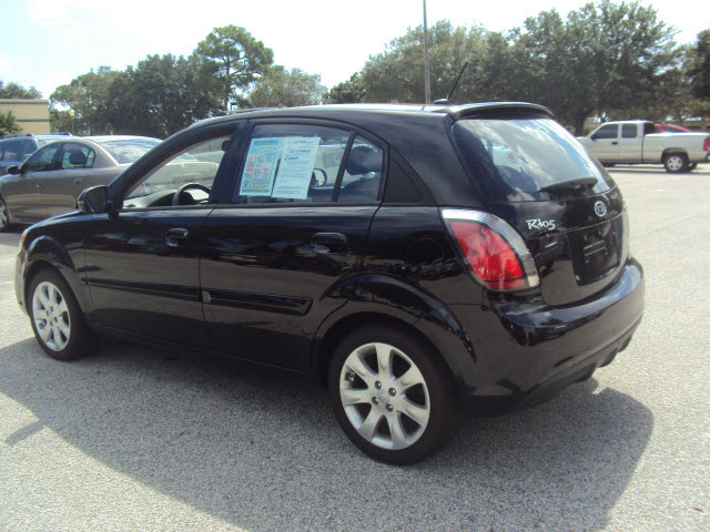 kia rio 2010 black hatchback sx gasoline 4 cylinders front wheel drive ...